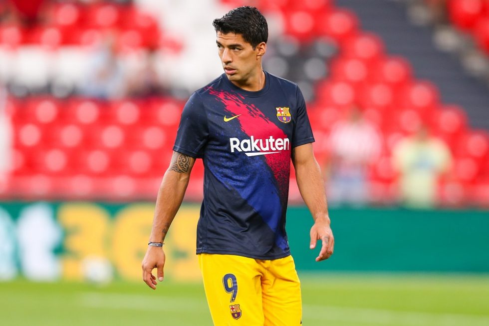 Luis Suarez wants Barcelona star Ronald Araujo to join Liverpool