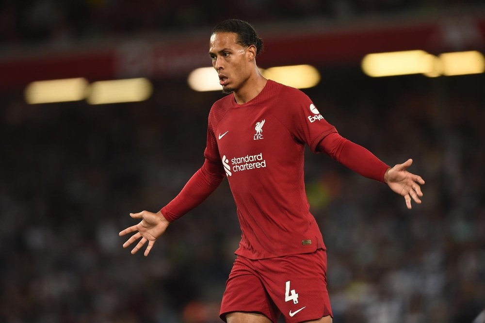 Alan Shearer slams Van Dijk over fixture comments